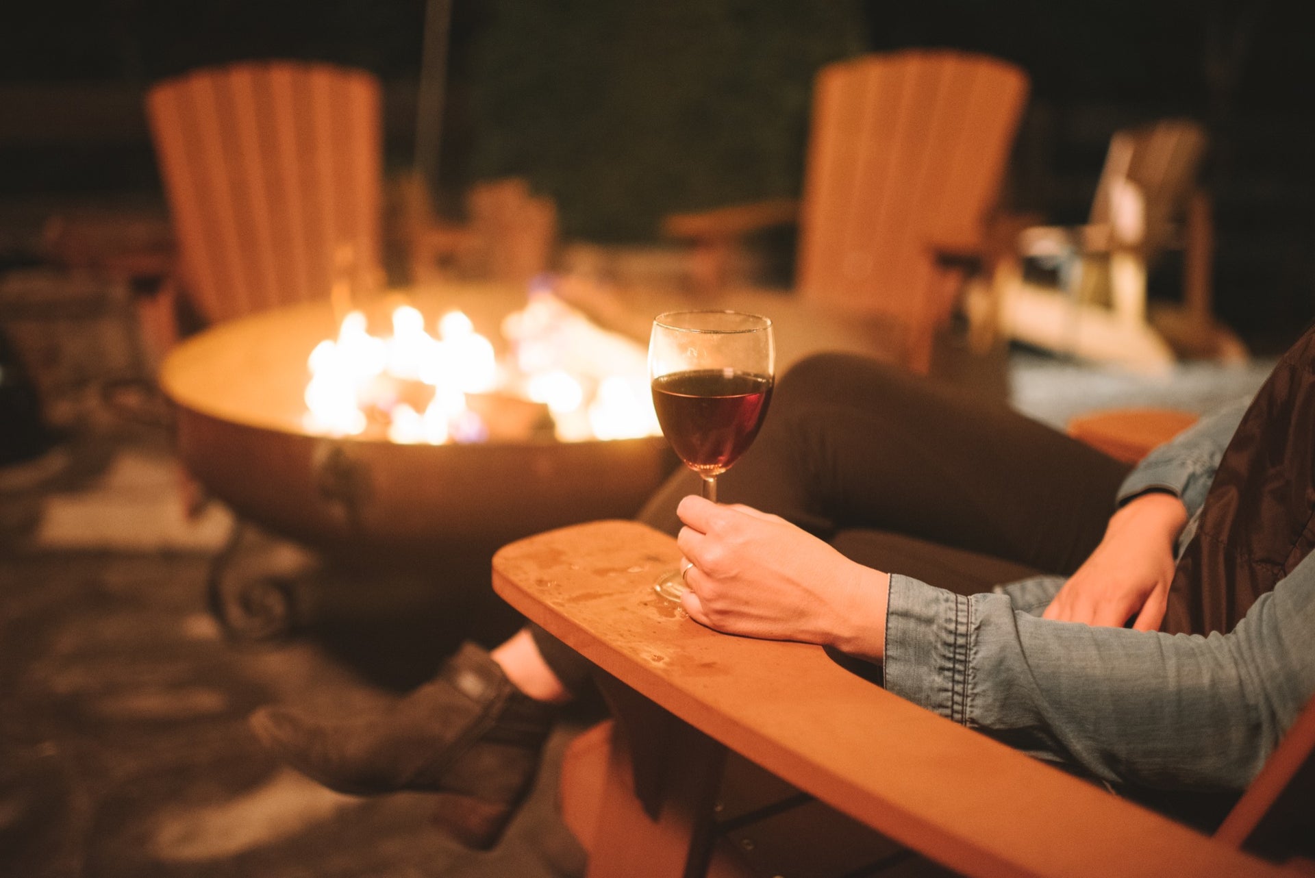 What Is the Best-Smelling Firewood? – Cutting Edge Firewood LLC