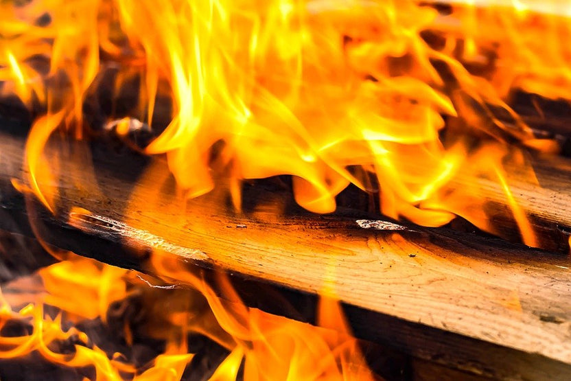 Why Your Fires Pop and Crackle (And How to Prevent It) – Cutting Edge ...